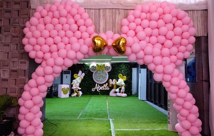 How I Started A $20K/Month Balloon Installations And Decorations