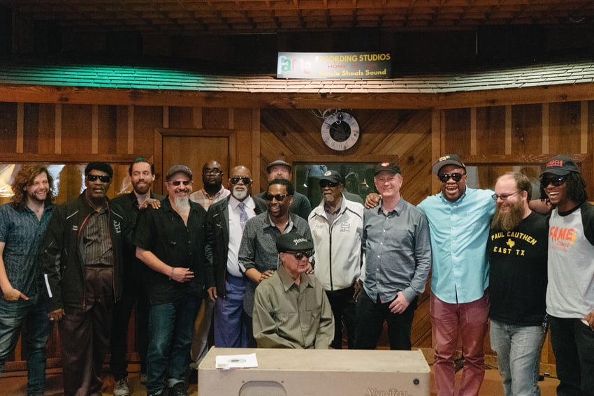 21 Middleman & Broker Business Ideas You Can Start In 2022 - Starter